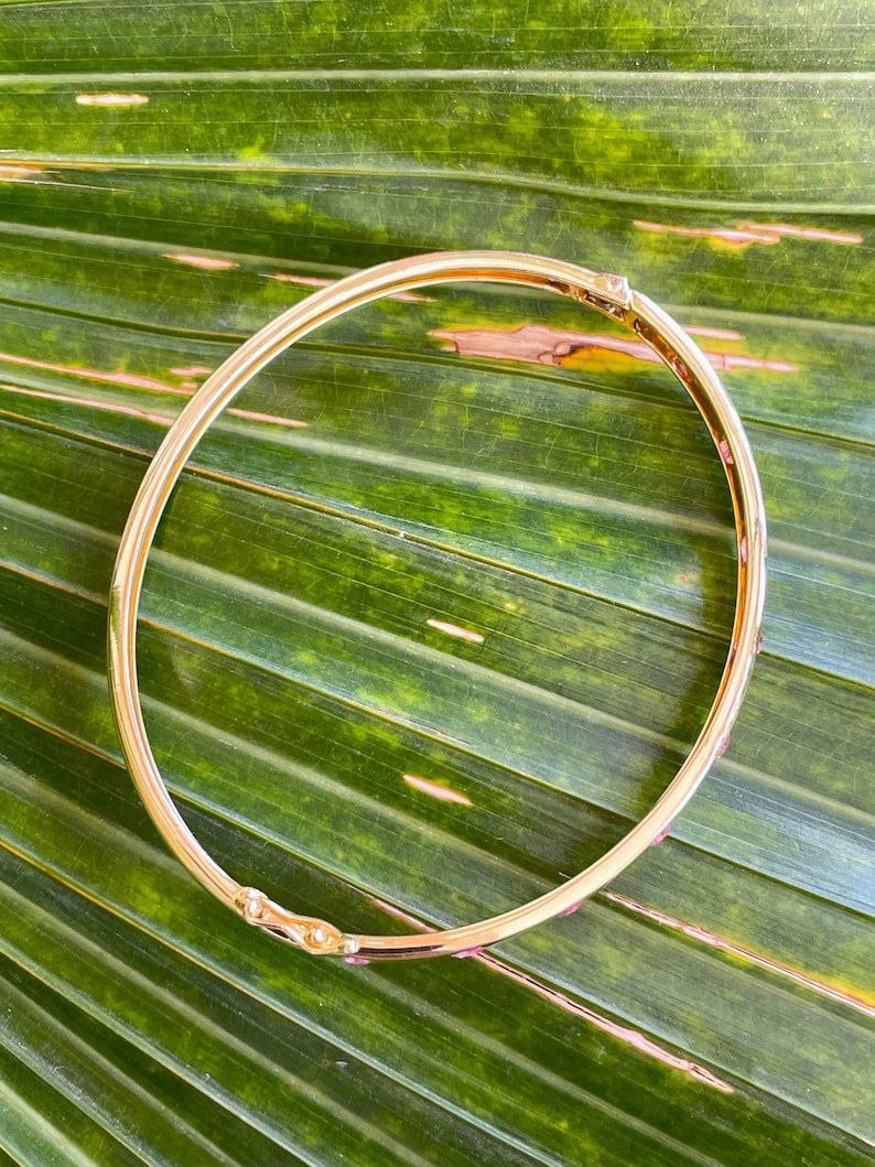 14k Solid Gold/natural Pink Sapphire Heart Shape Bangle Bracelet - Etsy