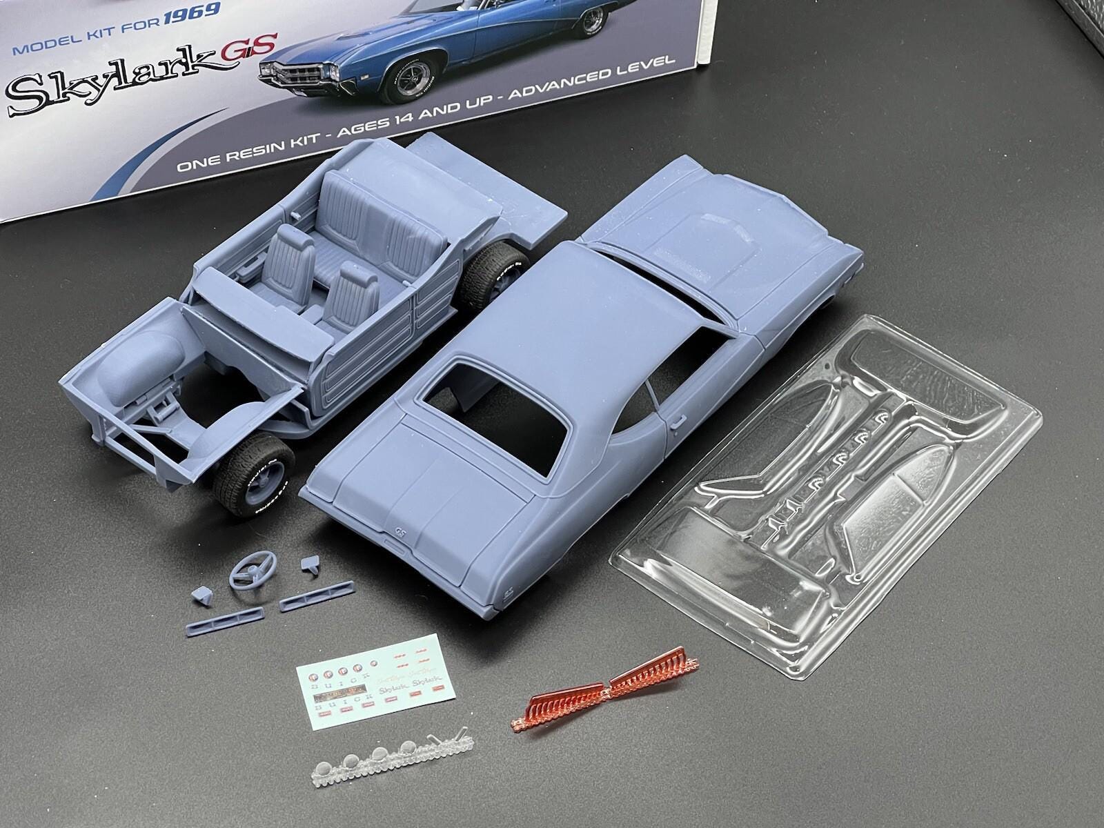 1:25 1969 Buick Skylark GS Resin Model Kit With Rubber Tires and Clear ...