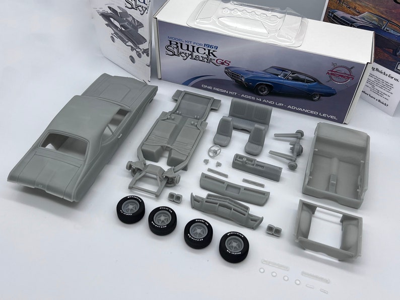 1:25 1969 Buick Skylark GS Resin Model Kit With Rubber Tires and Clear ...