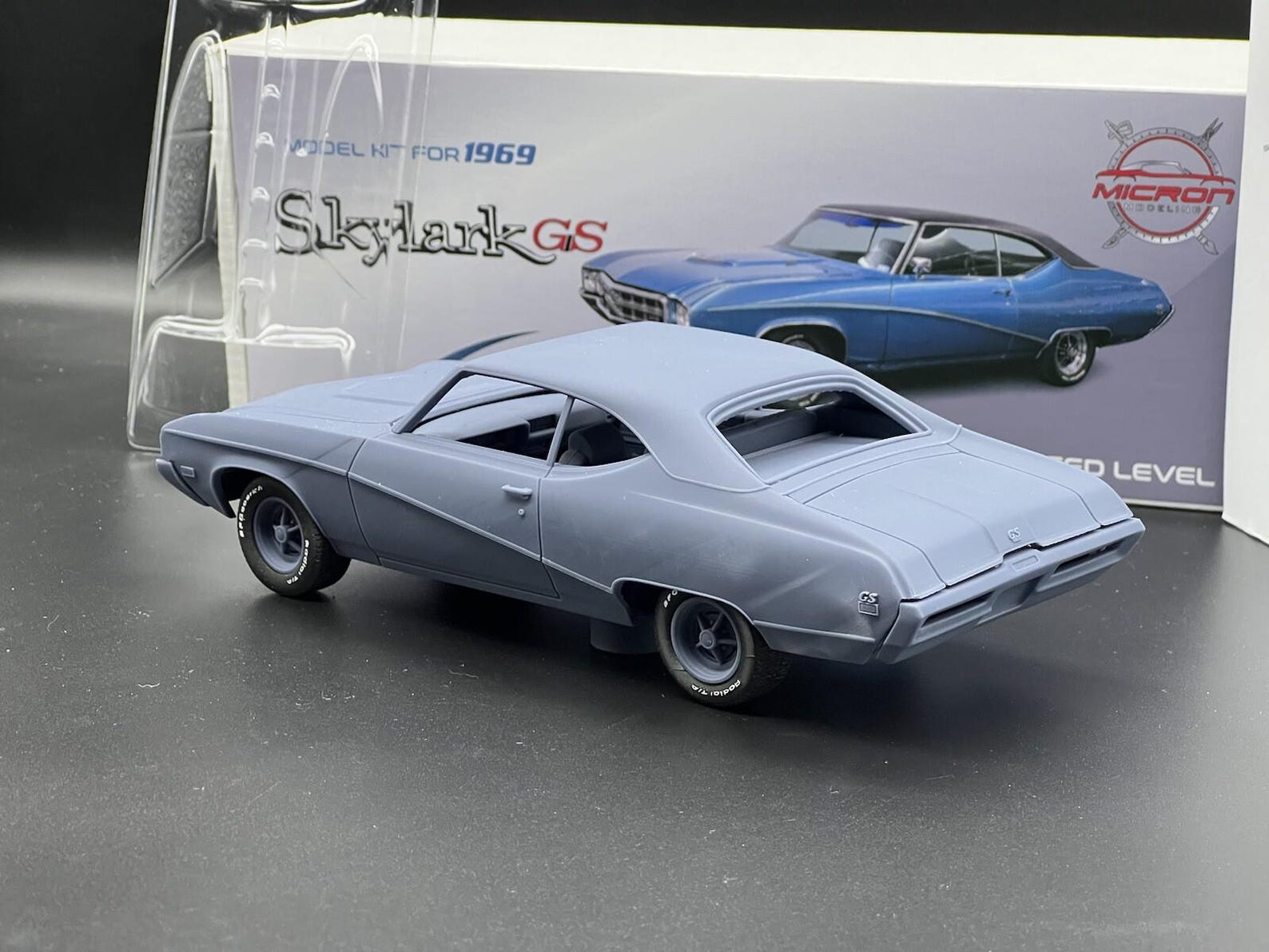 1:25 1969 Buick Skylark GS Resin Model Kit With Rubber Tires and Clear ...