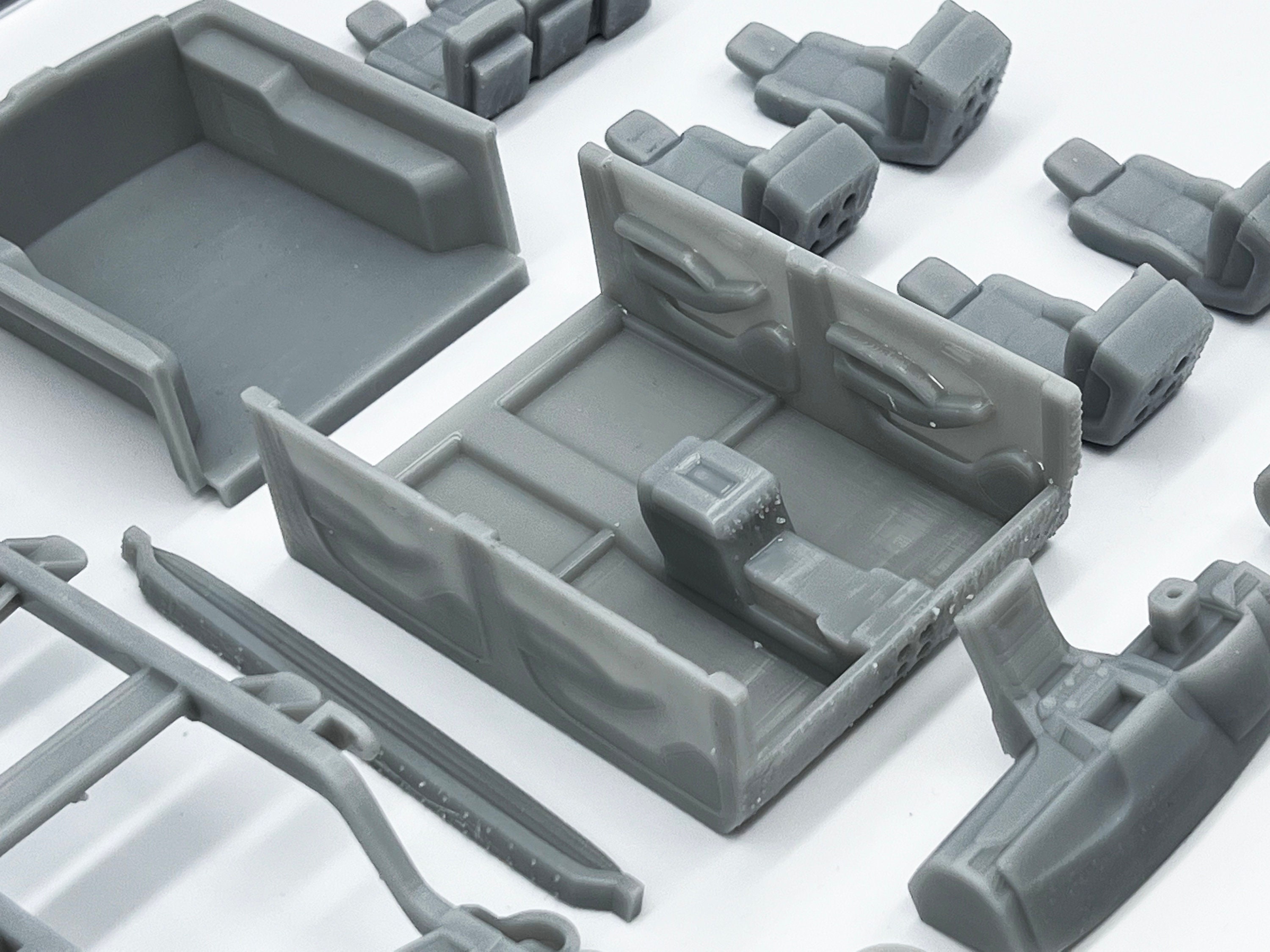 1:24 Chevrolet Suburban 11th Gen 2015-2020 Model Kit Resin With Clear ...