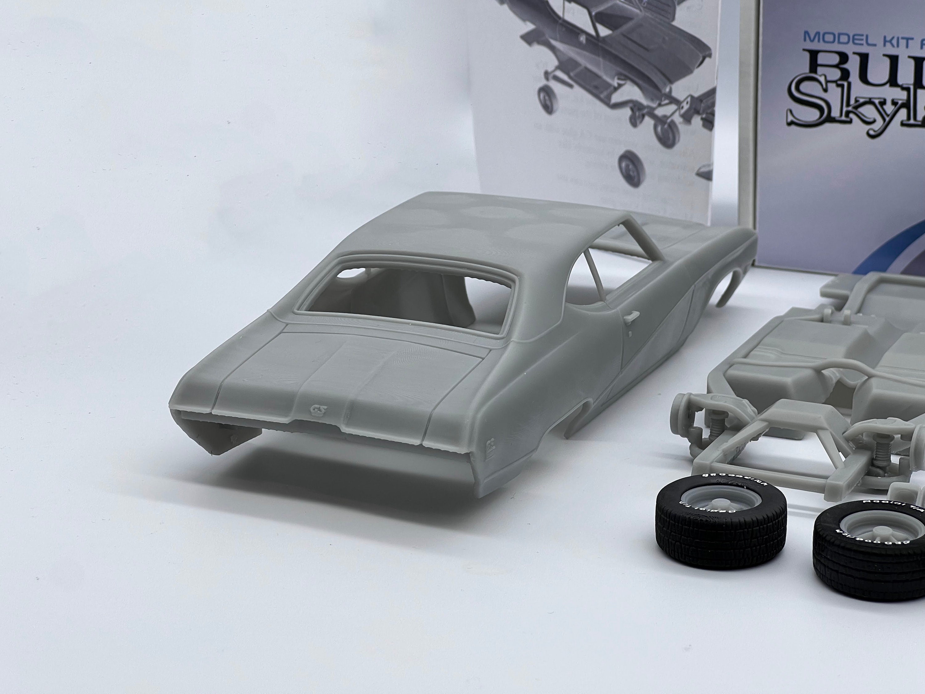 1:25 1969 Buick Skylark GS Resin Model Kit With Rubber Tires and Clear ...
