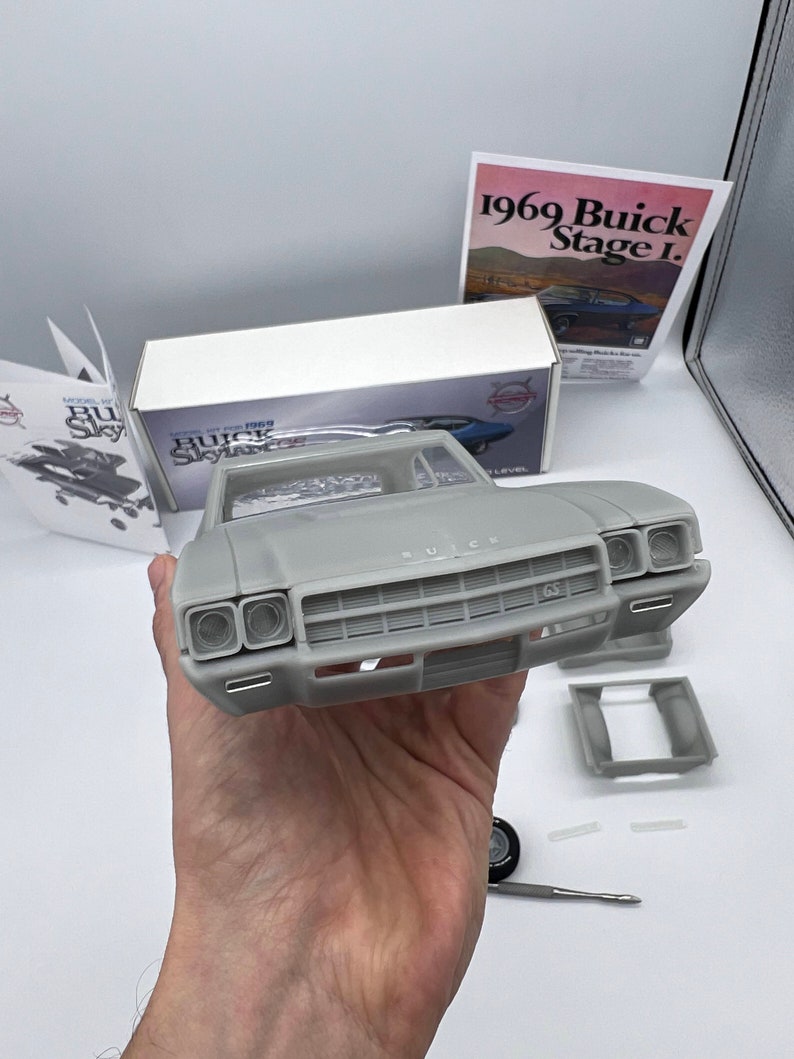 1:25 1969 Buick Skylark GS Resin Model Kit With Rubber Tires and Clear ...