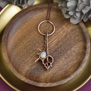Murex Ternispina Shell Copper Pendant | Moonstone, Dragon Vein Agate ...
