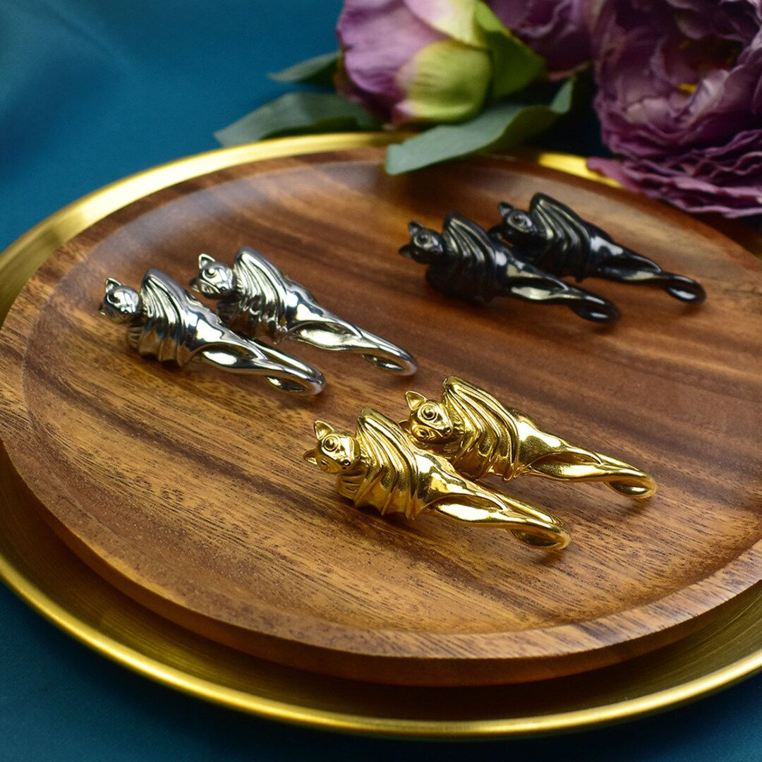 Ear Weights | Ear Hangers | Gothic Hanging Bats | Pair | Teardrop ...