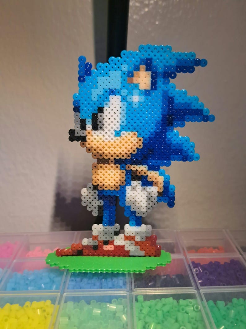 Sonic the Hedgehog | Pixel Standee | Handmade Fuse Bead Art - Etsy