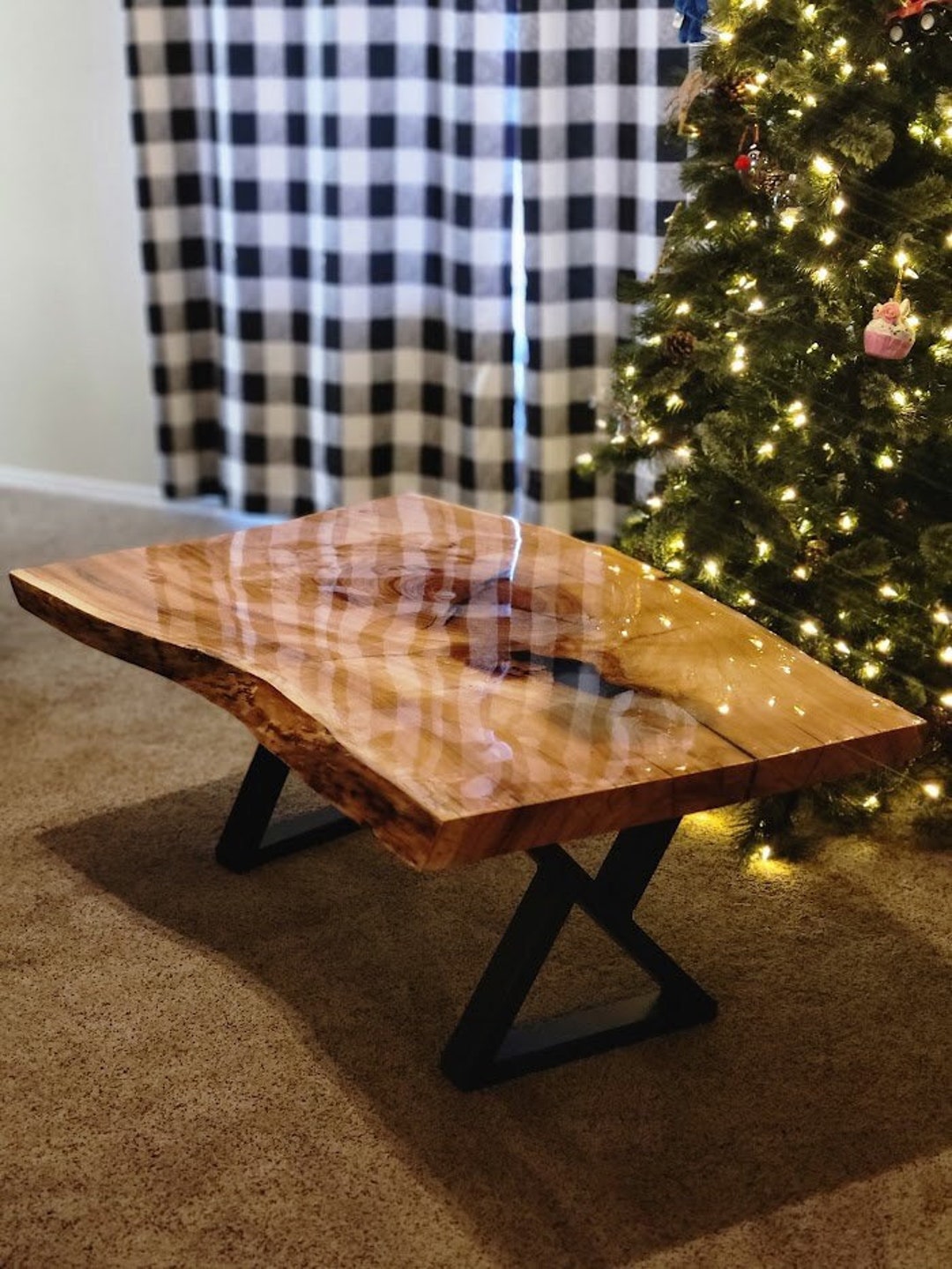 Live Edge Epoxy Coffee Table. - Etsy