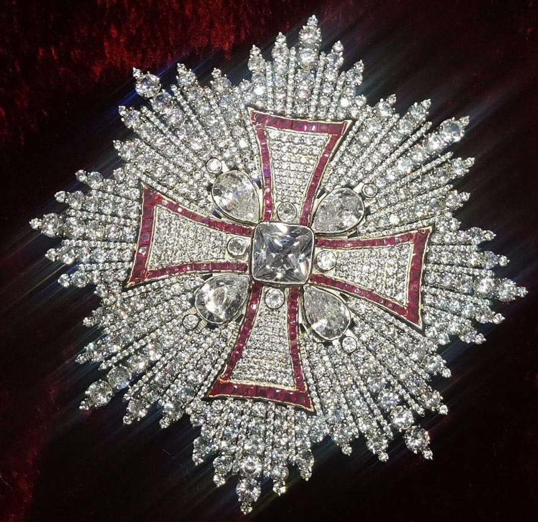 Vintage the Order of the British Empire Grand Cross in 925 Sterling ...