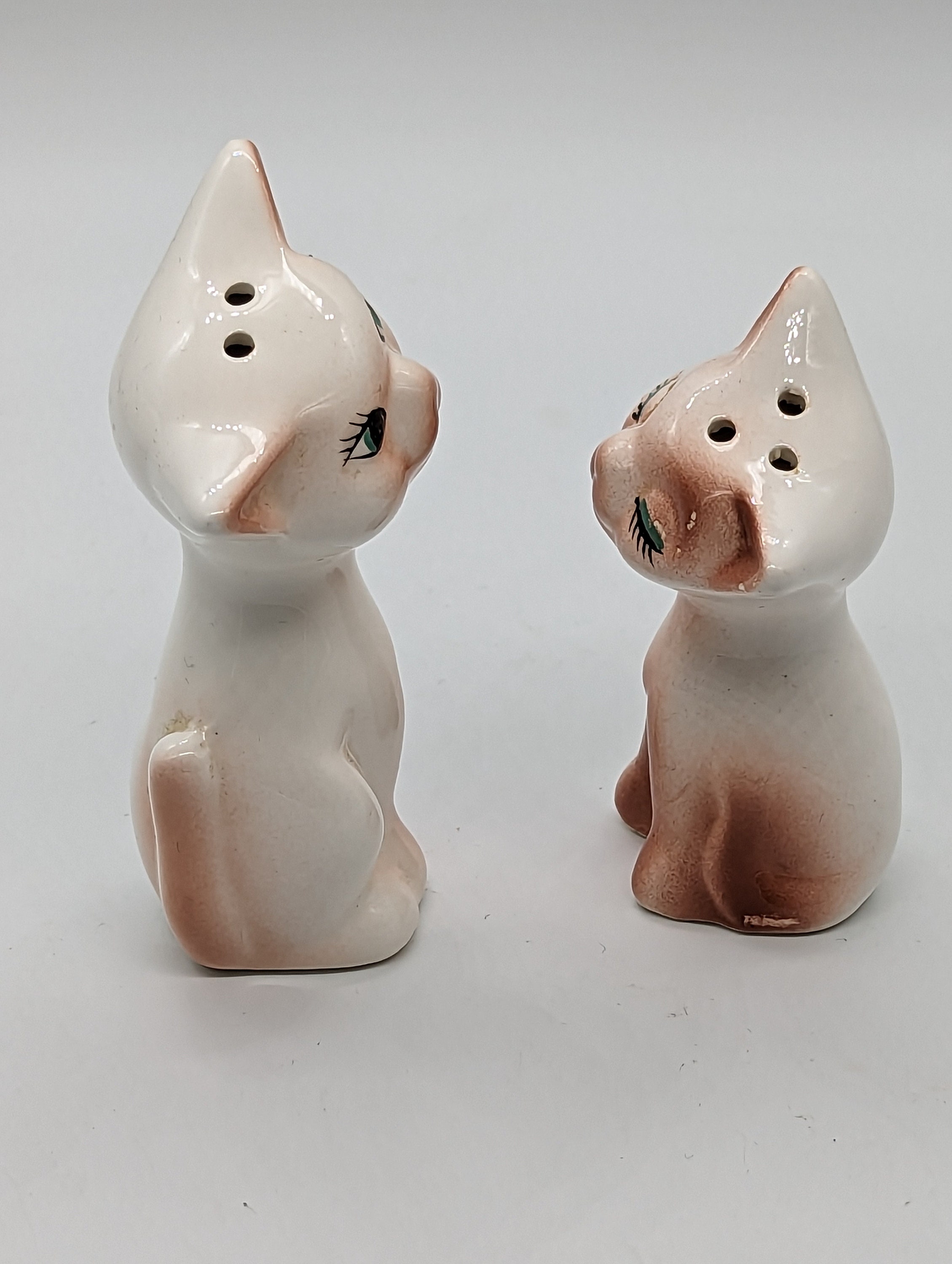 Vintage Siamese Cat Salt & Pepper Shakers: A Retro 1960's Classic - Etsy