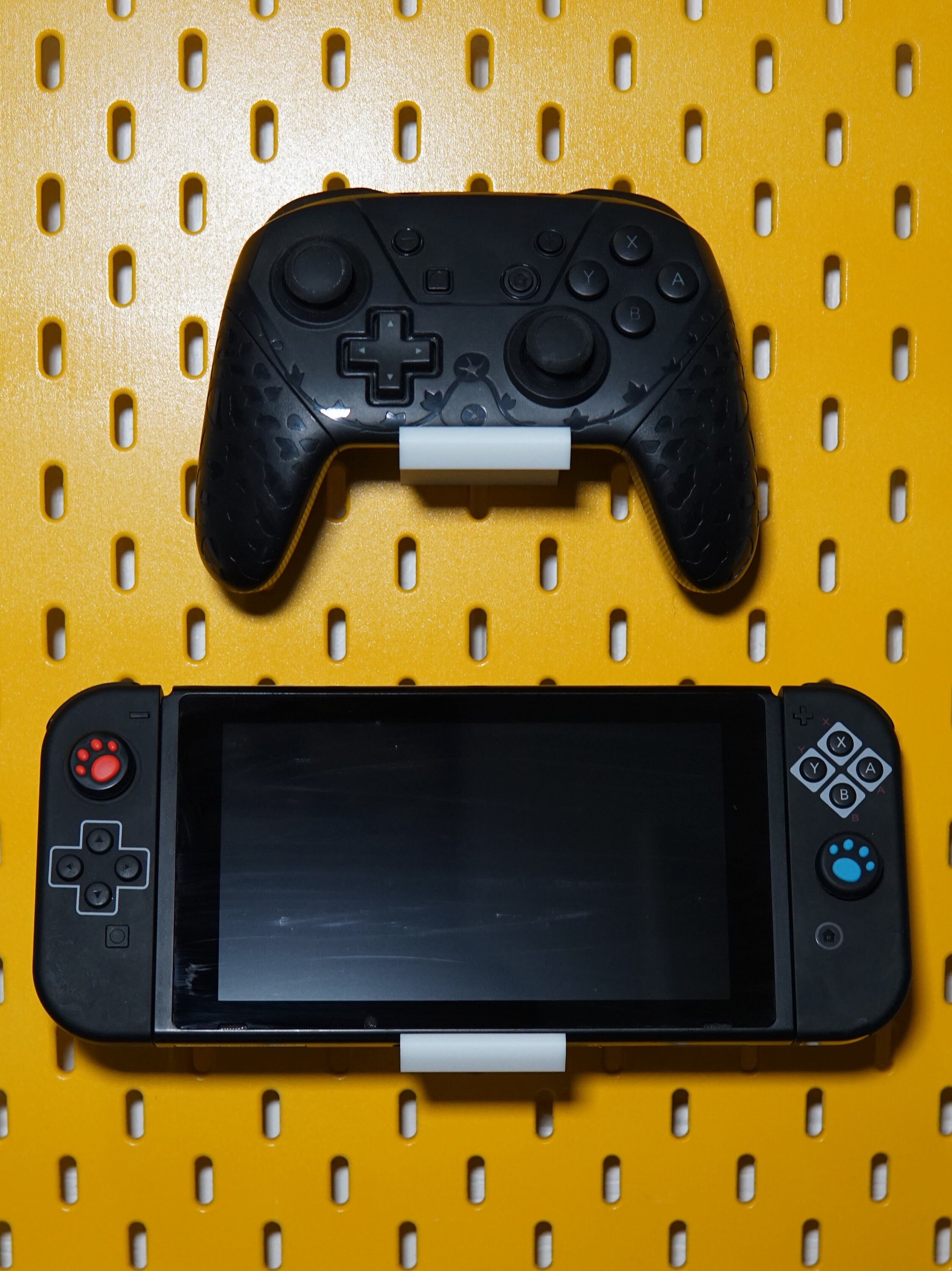 IKEA SKADIS Multi-controller Mount 2-pack: Organize Your Gaming Setup ...