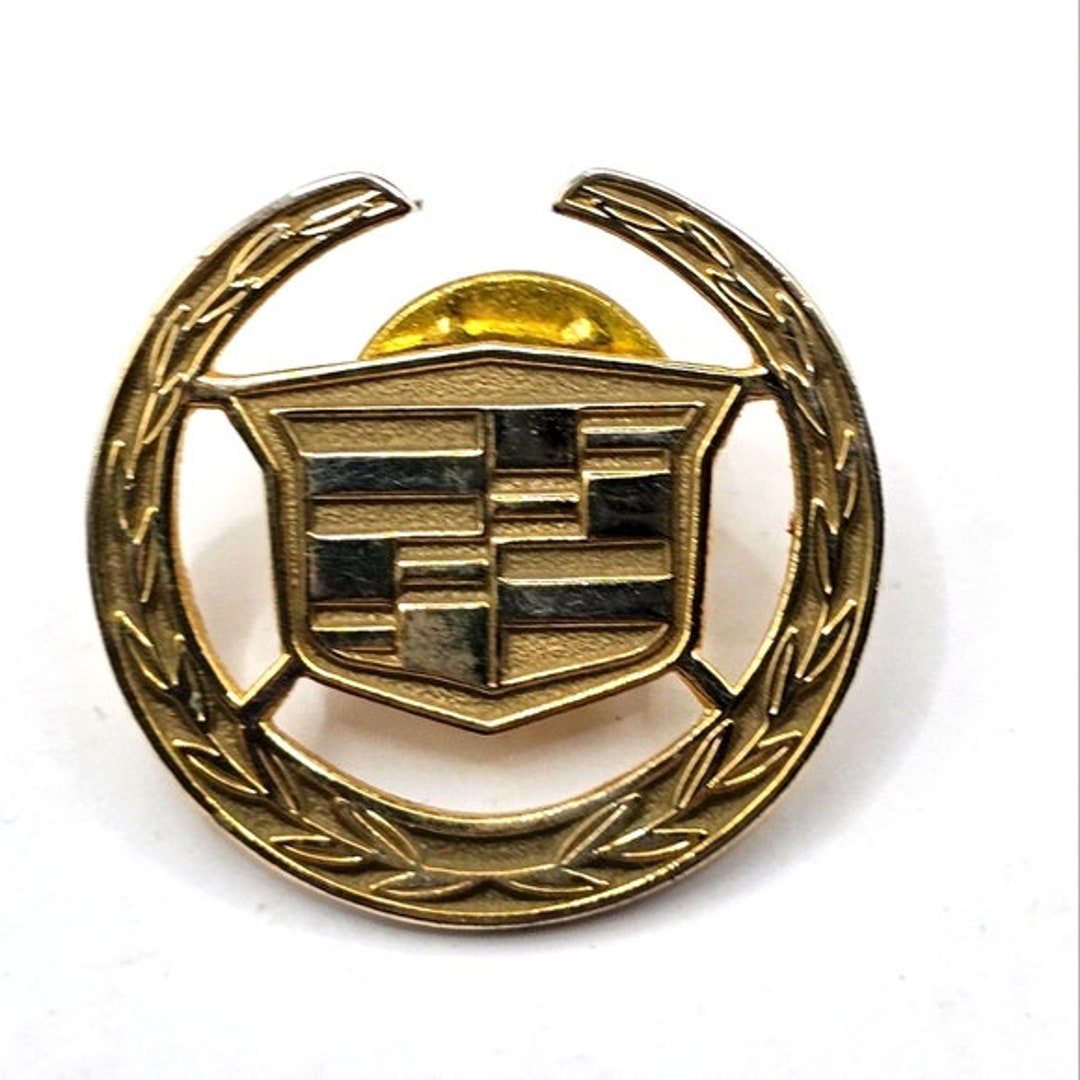 Cadillac Emblem Lapel Pin GM Vehicle Logo Gold Tone Souvenir Pin Brooch ...