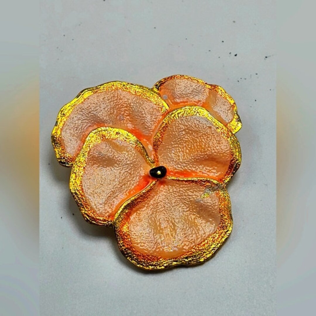 60's Hand Painted Pansey Lapel Pin Floral Metal Pinback Button Costume ...