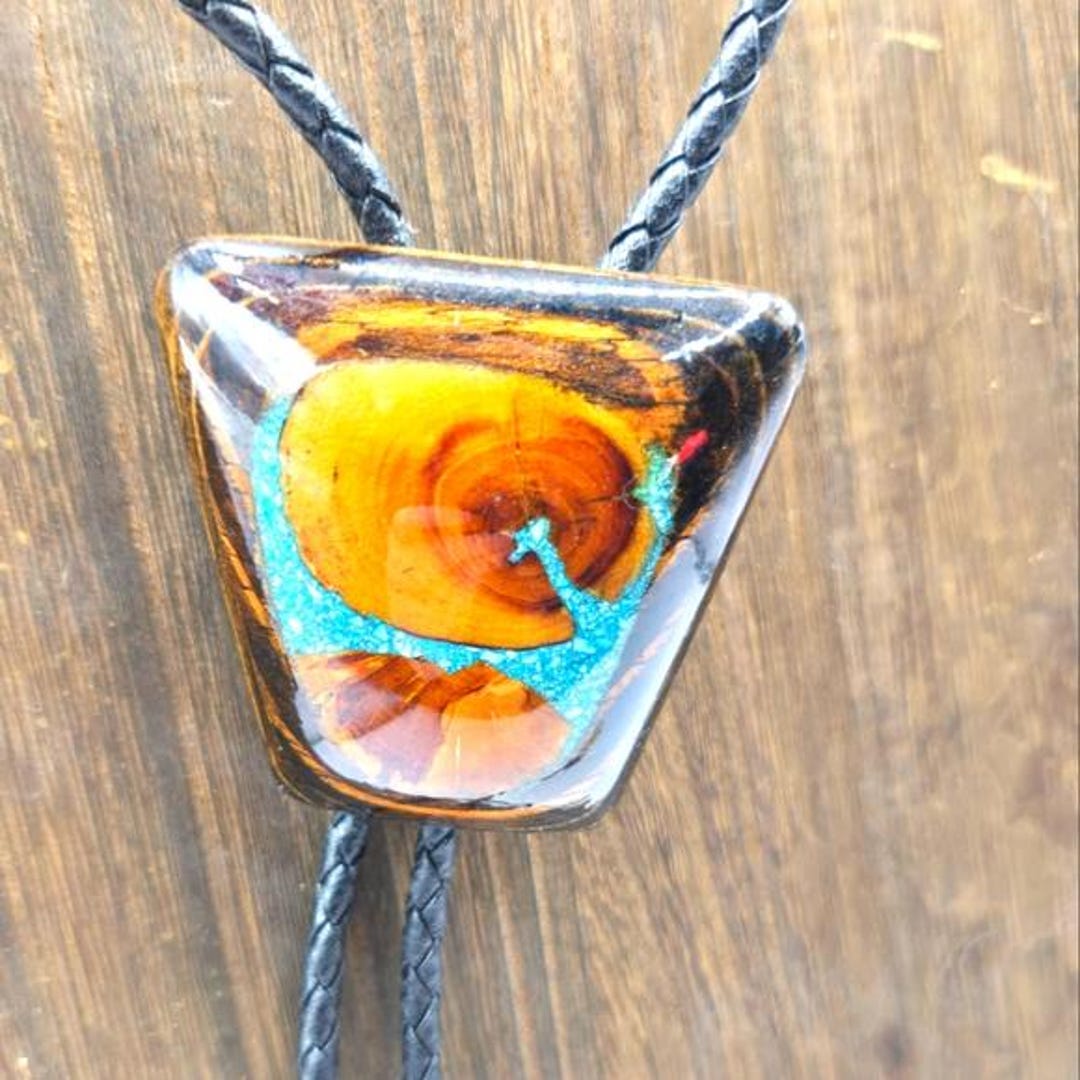 Western 70's Lacquered Wood Crushed Turquoise Bolo Lariat Tie Men's ...