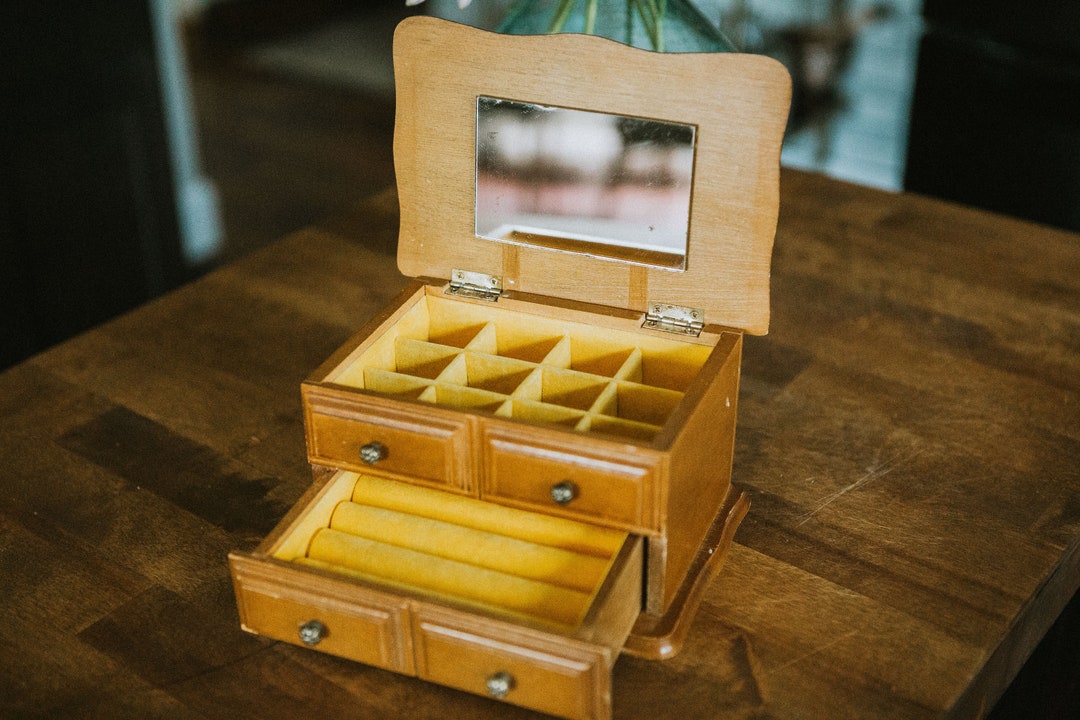 Vintage Centurion Wooden Jewelry Box With Mustard Velvet Lining 12 ...