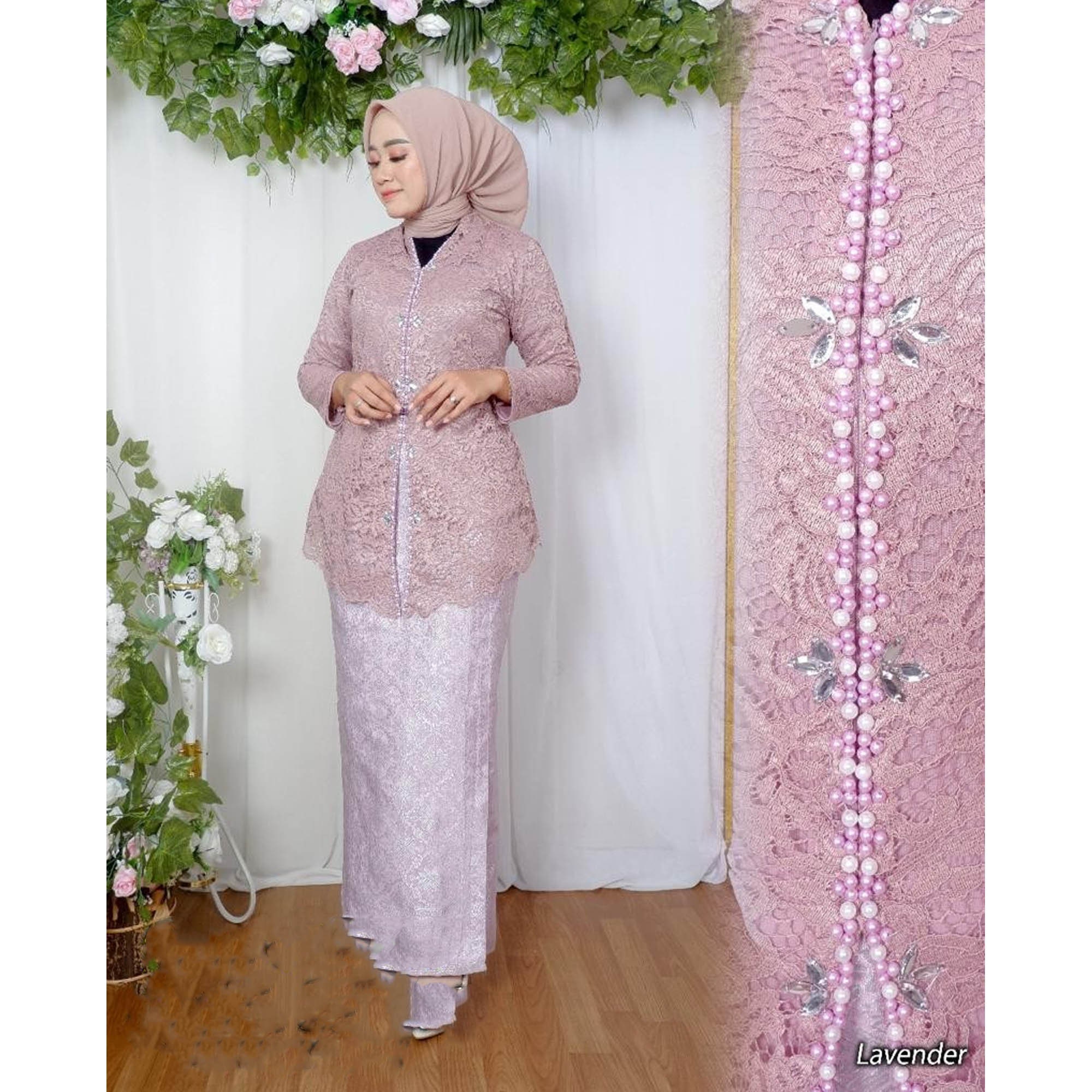 Encim Brocade Graduation Suit Kebaya: an Elegant Combination of ...