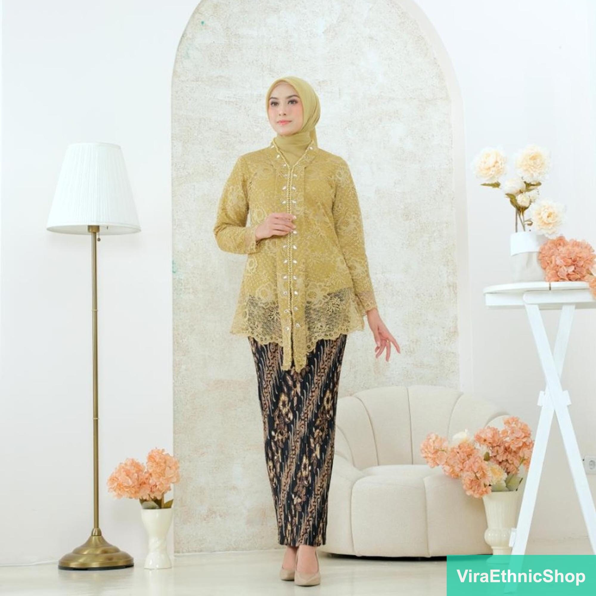 Floy Kebaya Suit: Kebaya With Elegant Brocade Sequin Details, Kebaya ...