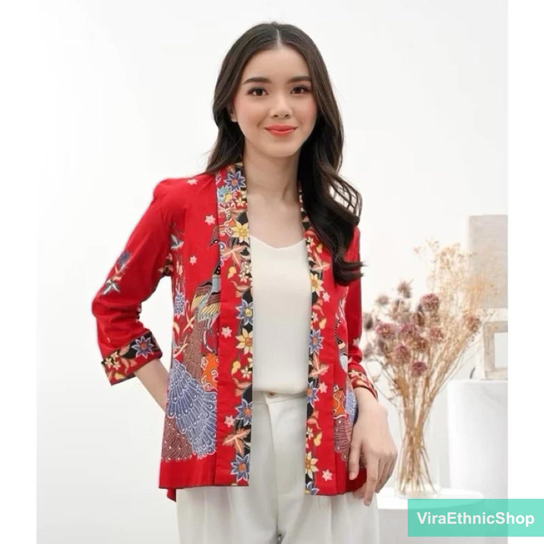 Outer Batik Girls: A Combination of Elegance and Ethnicity, Batik Women ...