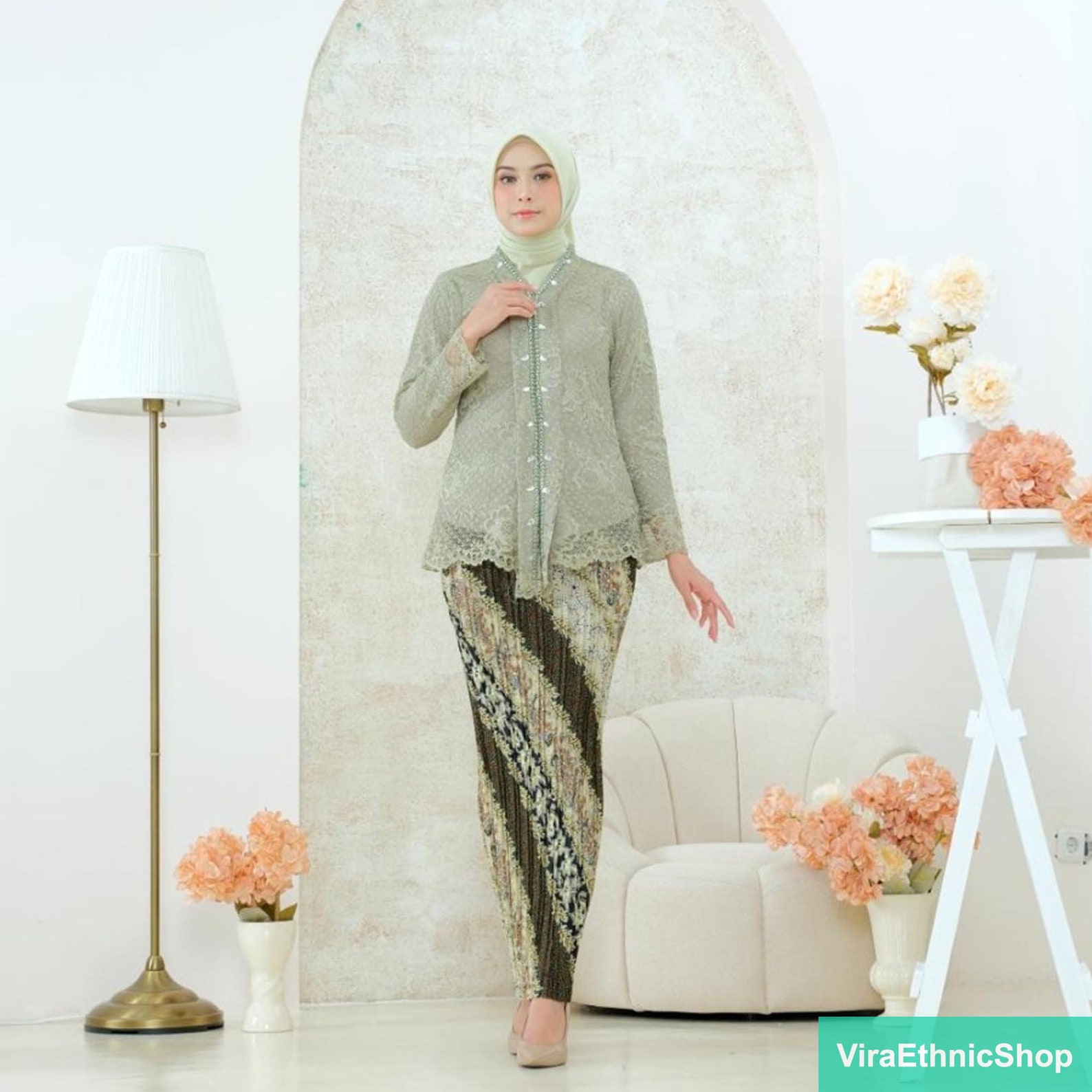 Floy Kebaya Suit: Kebaya With Elegant Brocade Sequin Details, Kebaya ...
