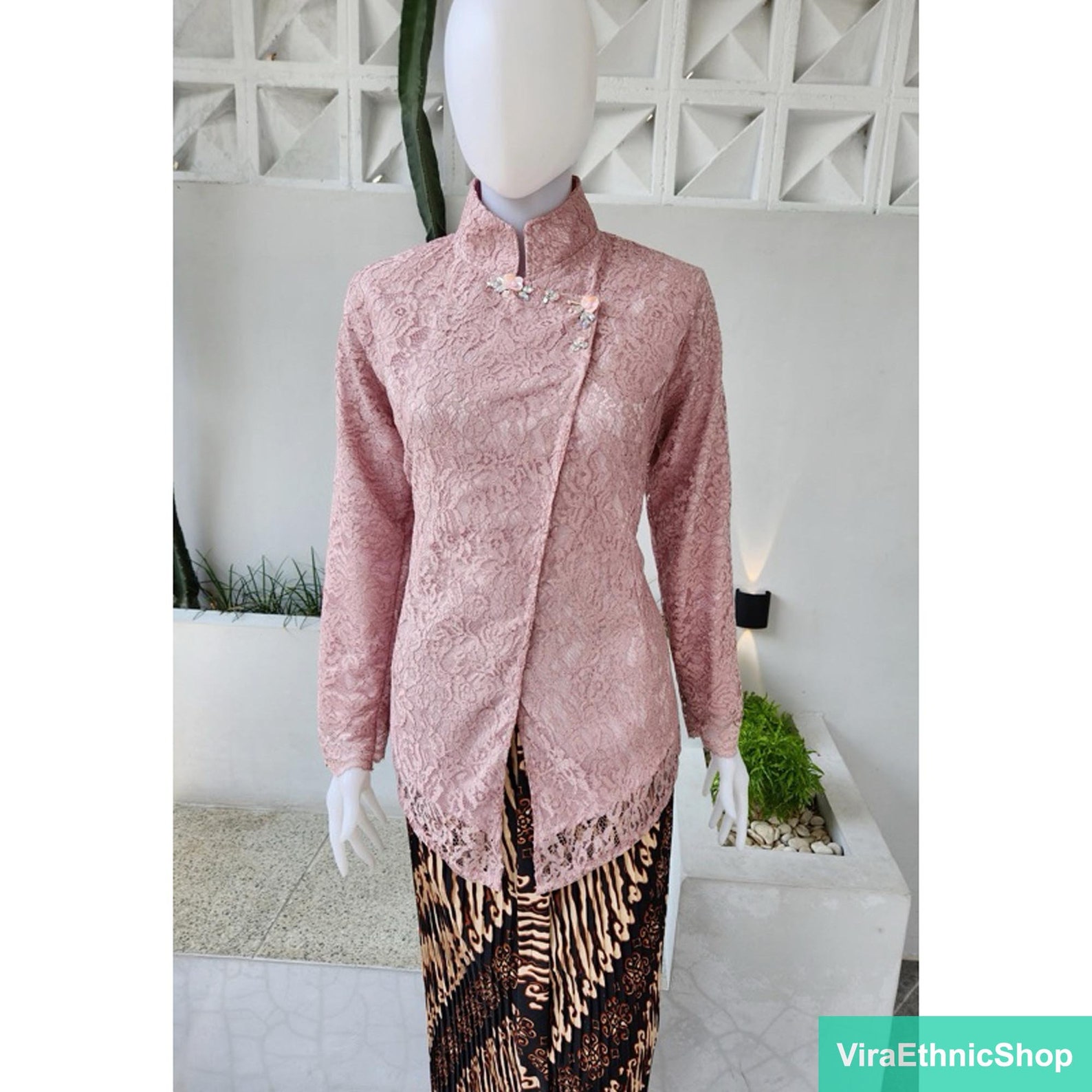Janggan Kebaya, Pagar Ayu, or Domas: an Elegant Touch for a Stunning ...