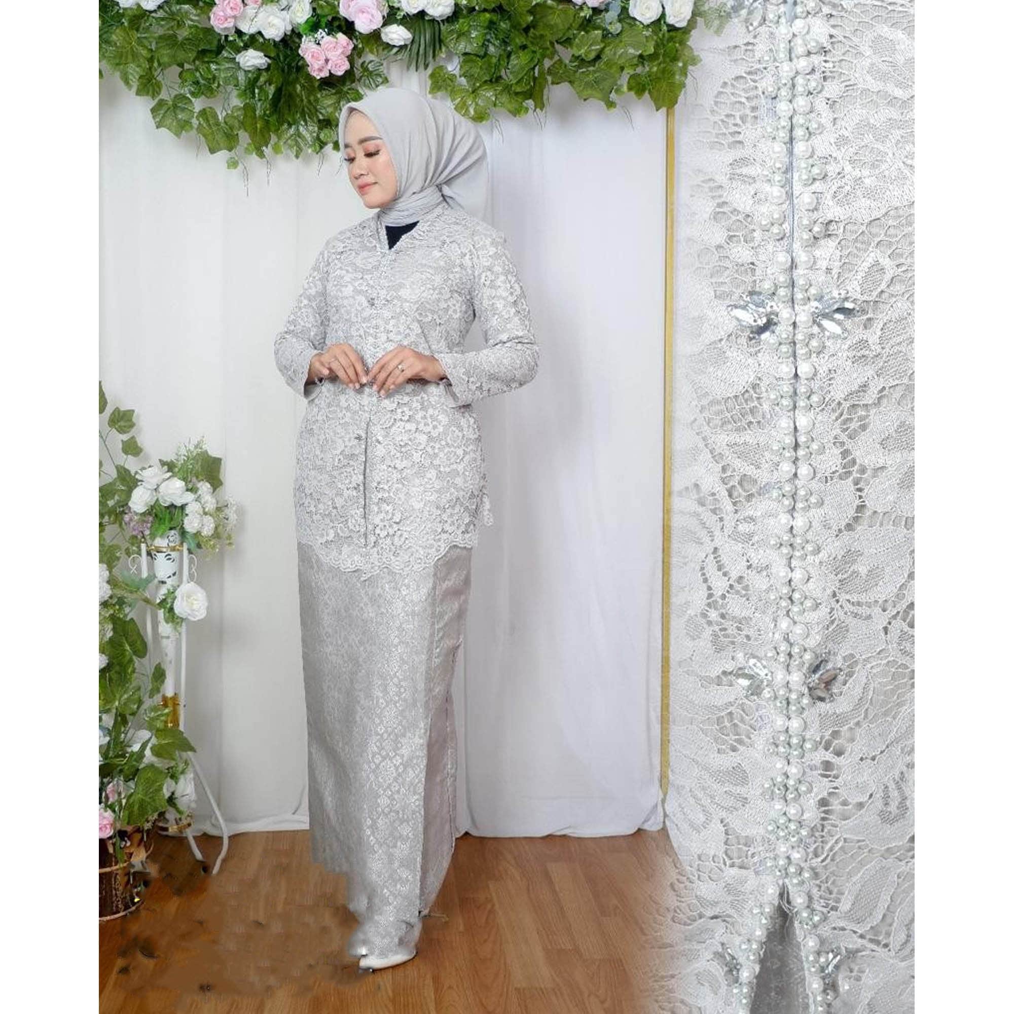 Encim Brocade Graduation Suit Kebaya: an Elegant Combination of ...
