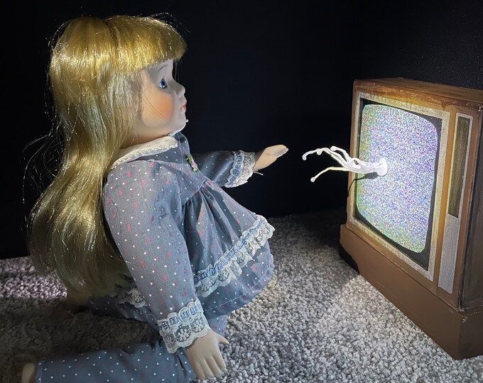 Poltergeist Movie Carol Anne Doll With Ghost Hand in TV Prop Set ...