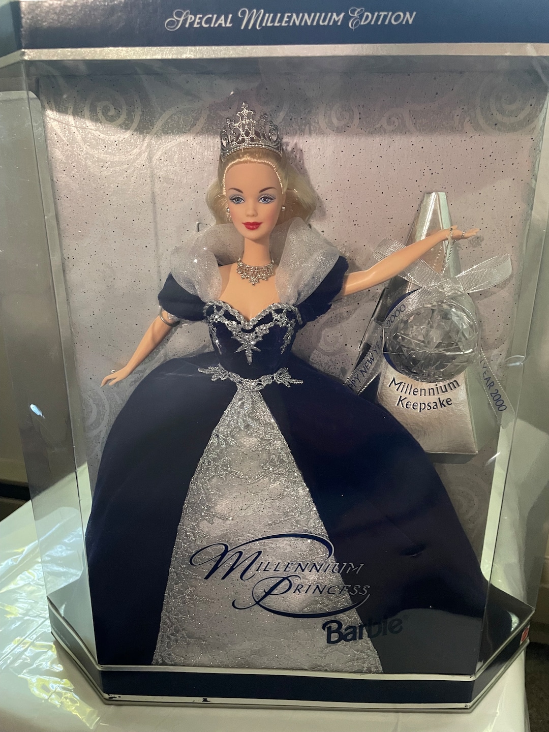 SPECIAL EDITION 2000 Millenium Princess Barbie, New Millenium Glamour ...