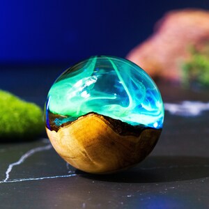 Aurora Borealis Paperweight, Northern Lights Wood Resin Paperweights ...