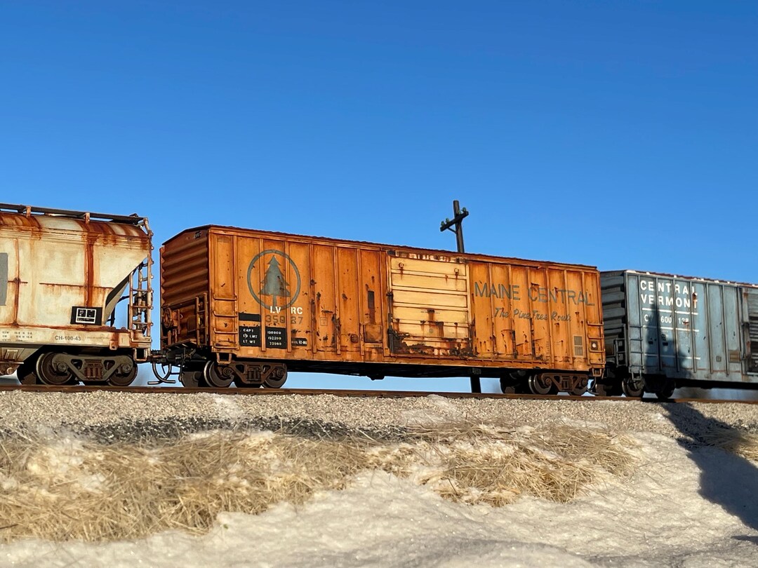 HO Scale Weathered Atlas Ex Maine Central Boxcar Patched for the ...
