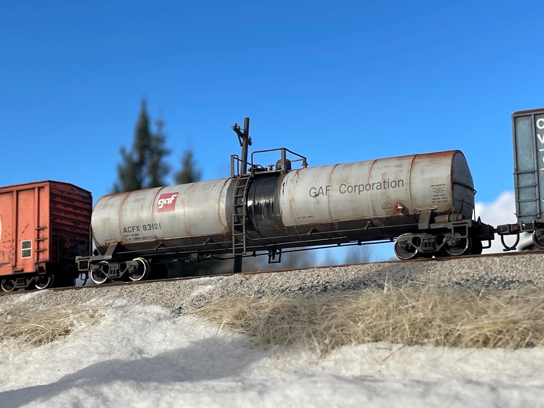 HO Scale Weathered Atlas GAFACFX 23,500 Gallon Tankcar - Etsy