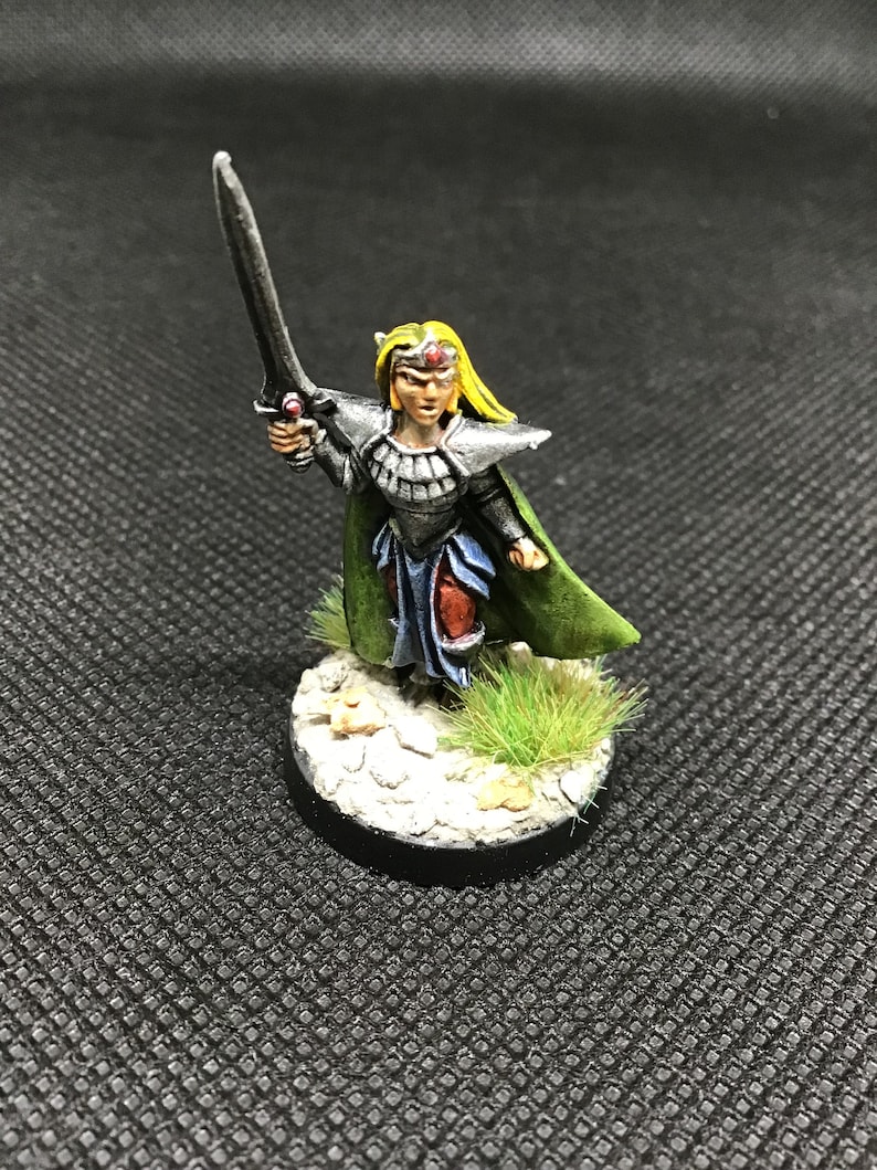 Painted Elven Elf Female Warrior Fighter Miniature 28mm D&D Pathfinder ...