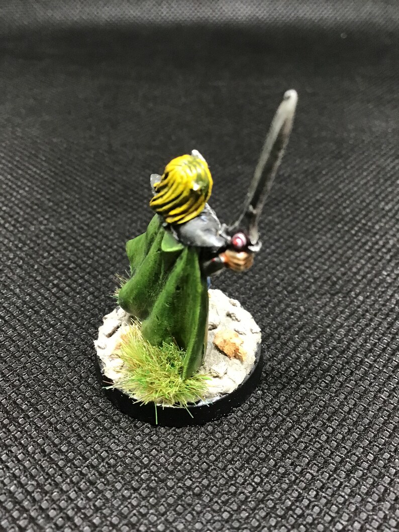 Painted Elven Elf Female Warrior Fighter Miniature 28mm D&D Pathfinder ...