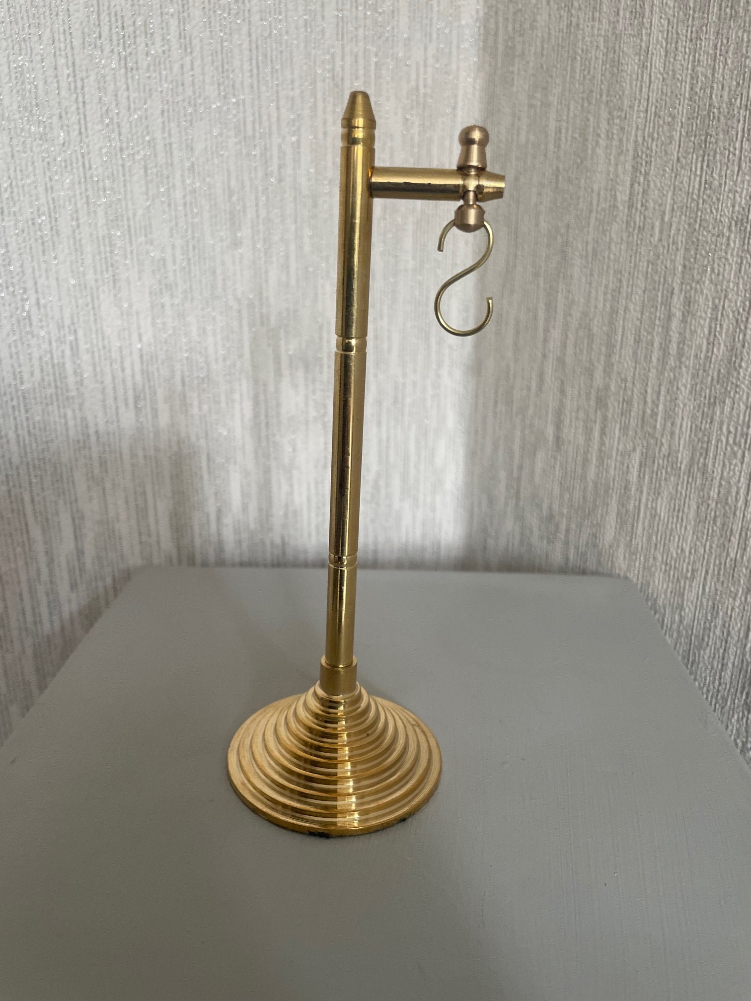 Vintage Type Solid Brass Round Circular Pyramid Pocket Watch Display ...