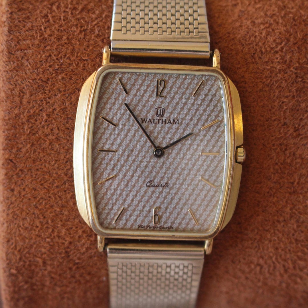Vintage Waltham Ultra-thin Gold Mens Dress Watch - Patterned Dial ...