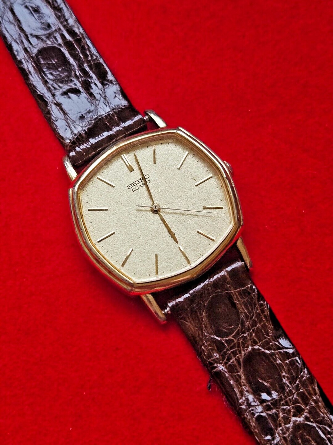 Rare Vintage Seiko Octagonal Gold Dress Watch With Gold Fleck Dial 5931 ...