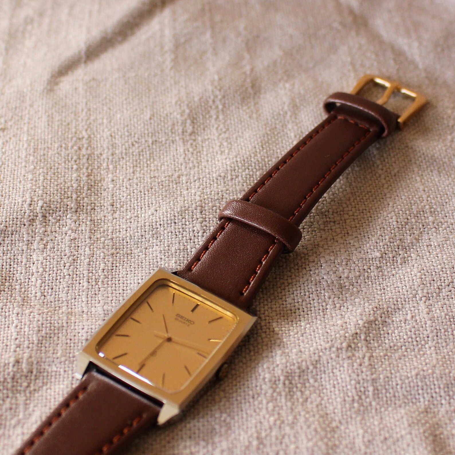 1980 Vintage Seiko Tungsten Carbide Gold Dress Watch Rectangular Great ...