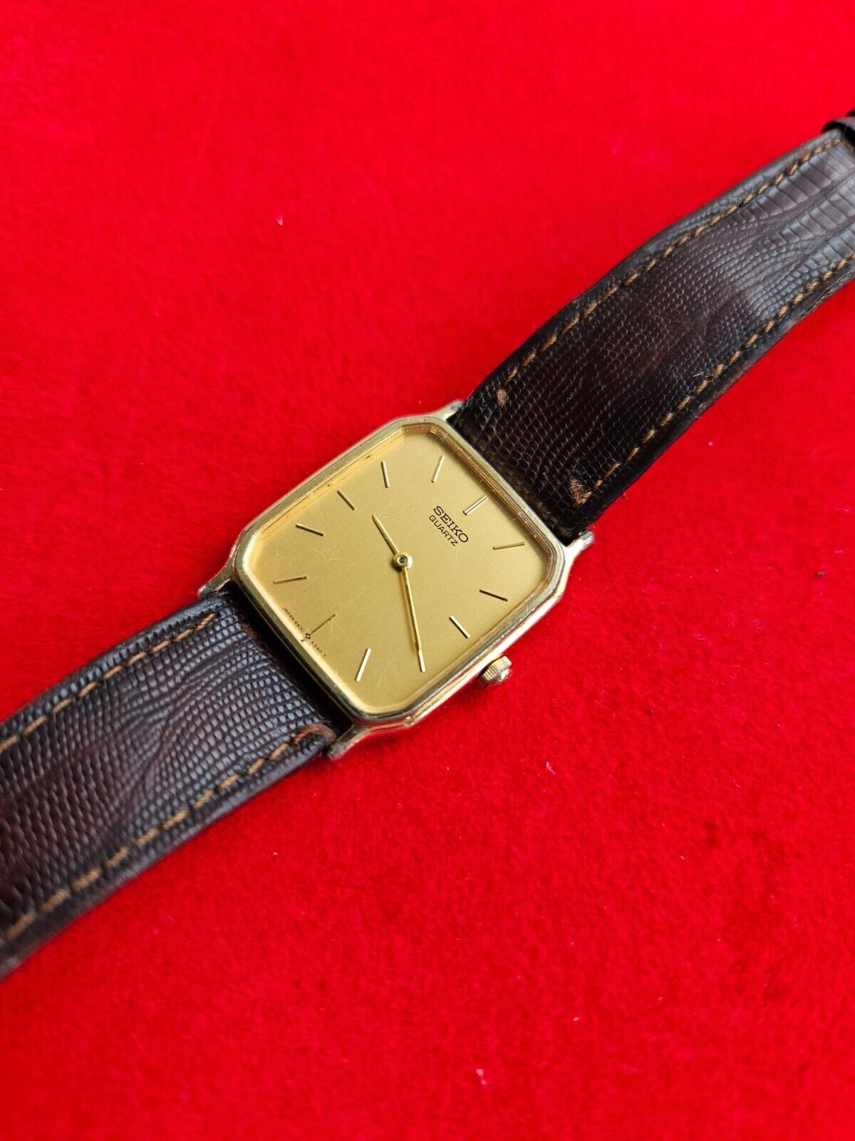 Seiko Gold Rectangular Dress Watch Mens Ref. 6530-5770 - Etsy UK
