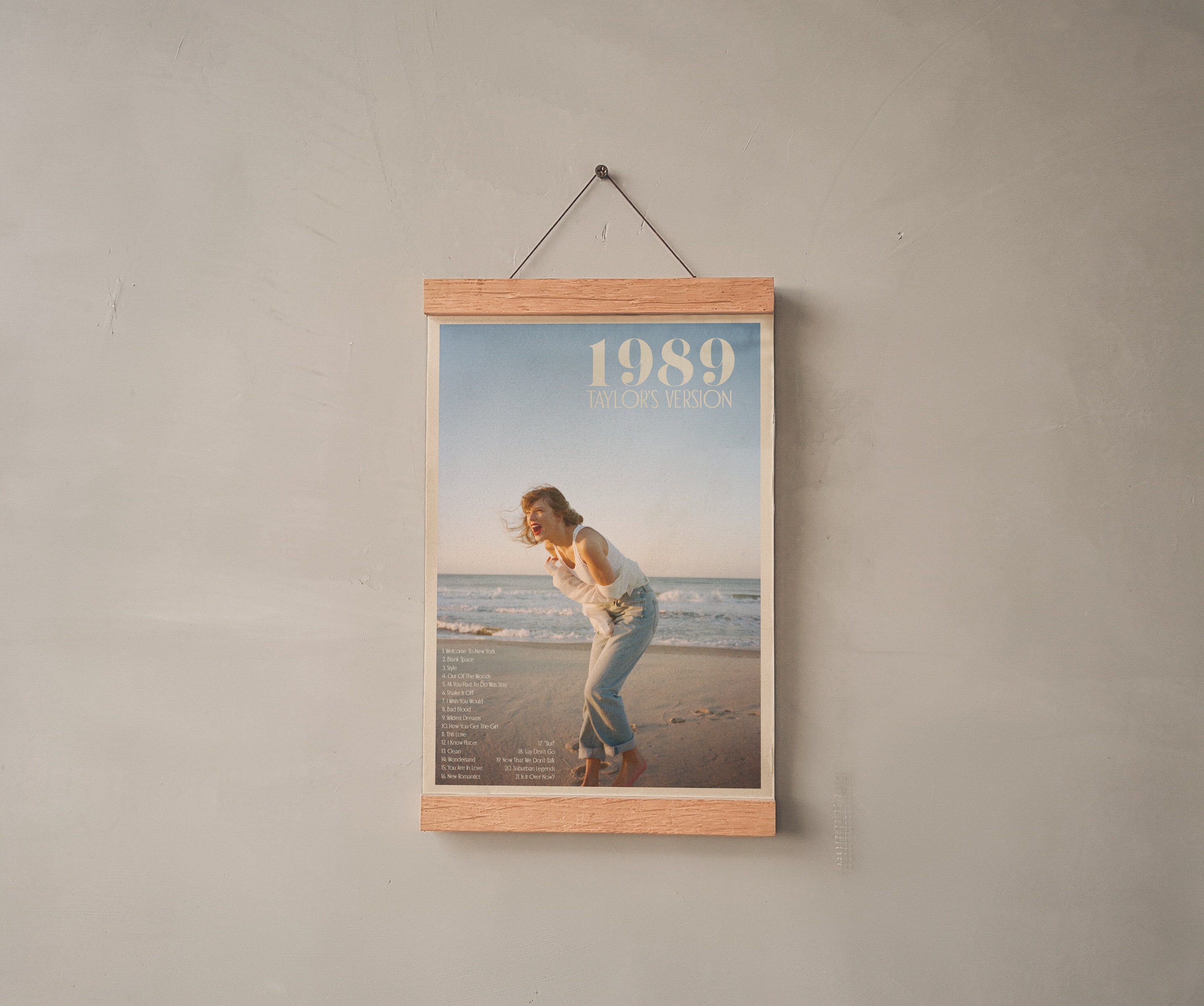 1989 Taylo version - Album Cover Poster sold by Caraminholas Estúdio ...