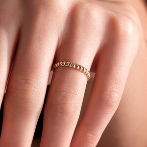 14K Solid Gold Twist Rope Ring / 18K Gold Dainty Stacking Twisted Rope ...
