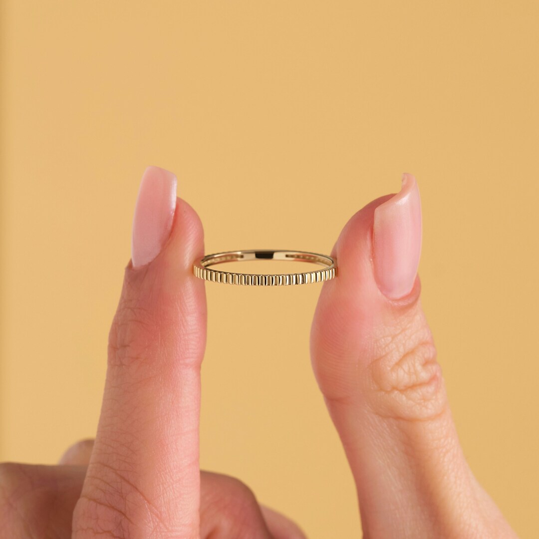 Fluted Design Solid Gold Wedding Band 14K Gold Band Dainty Classic Band ...
