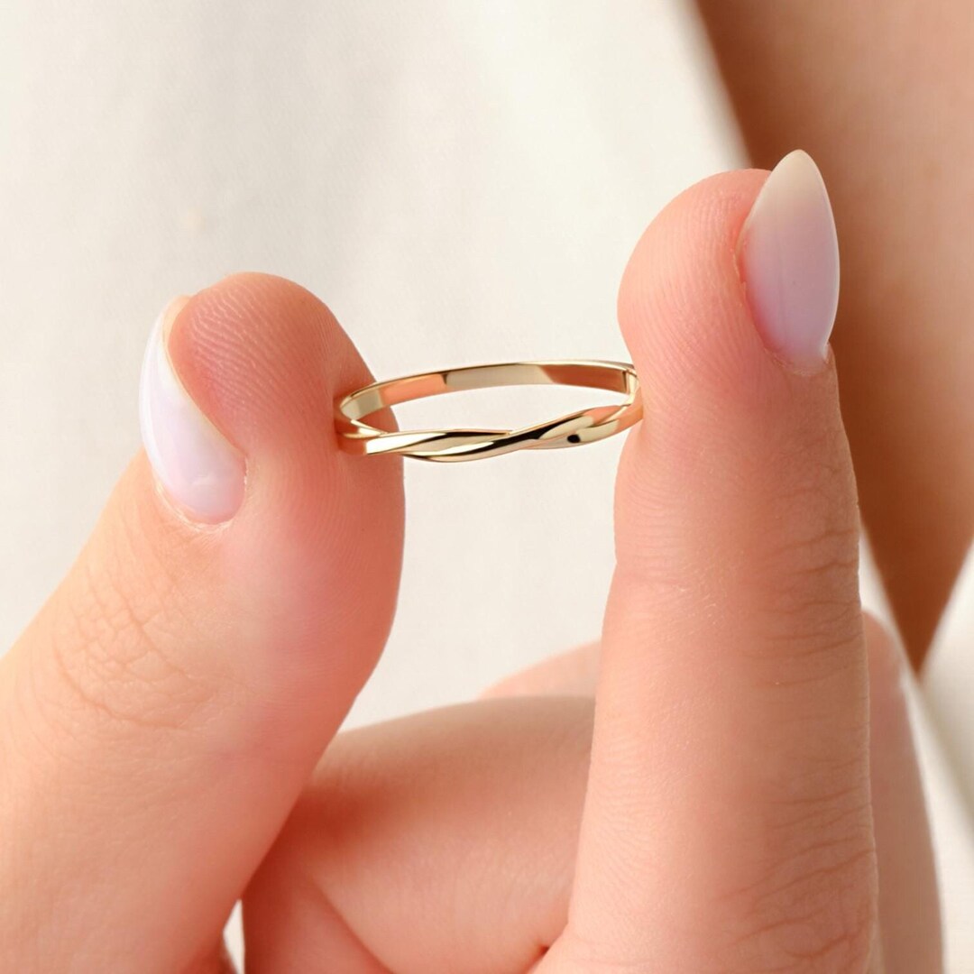Solid Gold Infinity Knot Ring 14K Gold Wedding Band for Her Unique ...