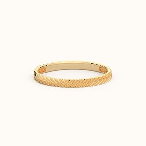 Herringbone Pattern Solid Gold Band - Dainty Daily Wear Wedding Ring ...