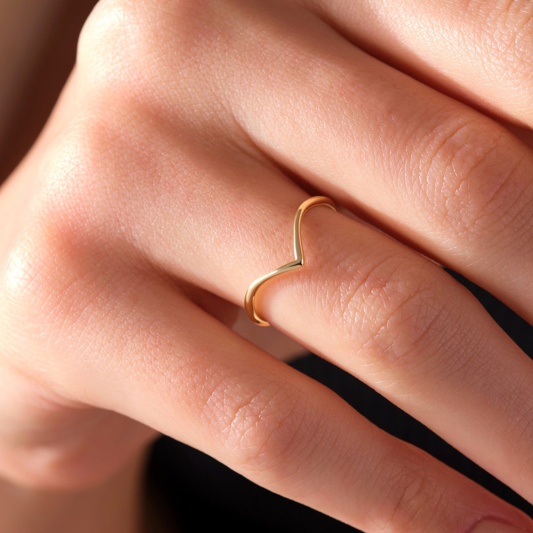 14k Solid Yellow Gold V-shaped Stacking Ring - Etsy