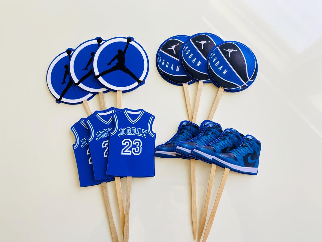 Jordan Cupcake Toppers, Basketball Cupcake Toppers, Sneakers Cupcakes ...