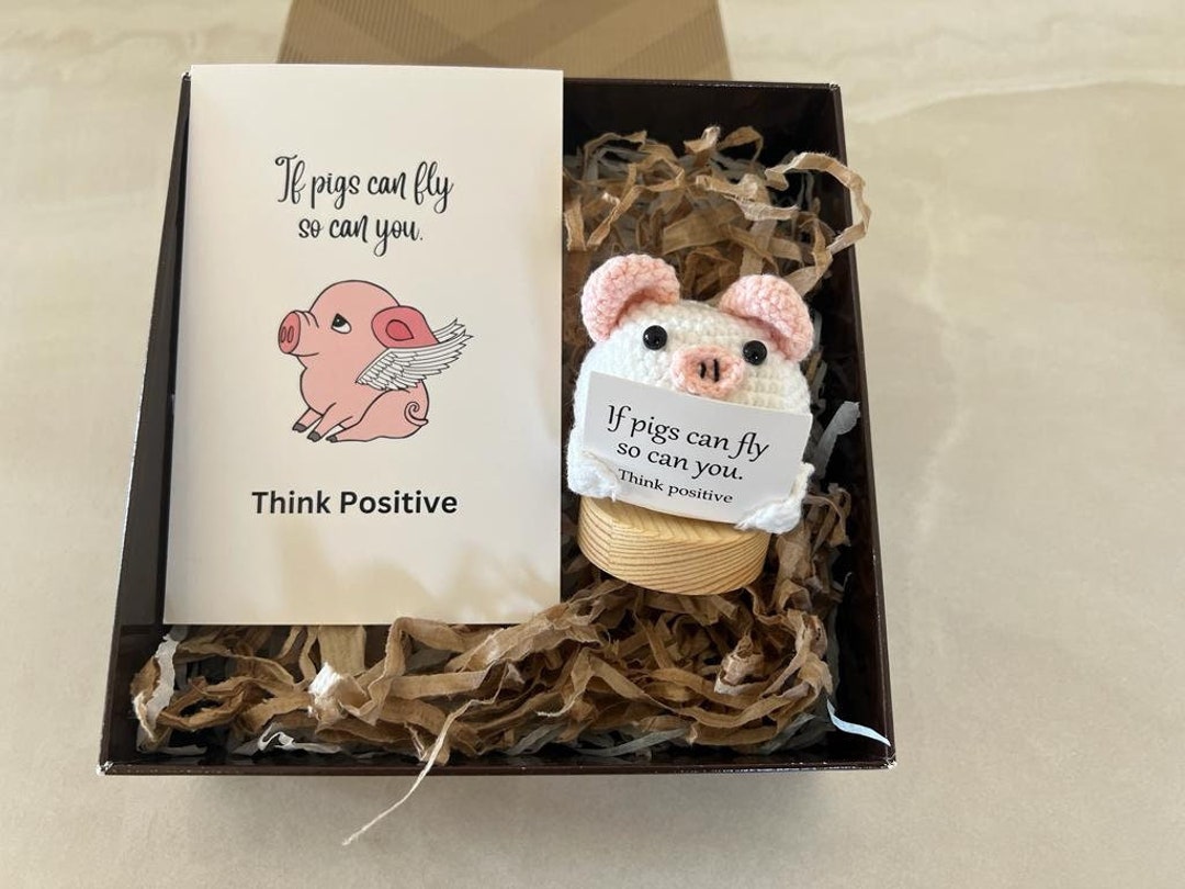 Crochet Positive Pig - Motivational Card Toy L Spread Joy - Crochet Pig ...