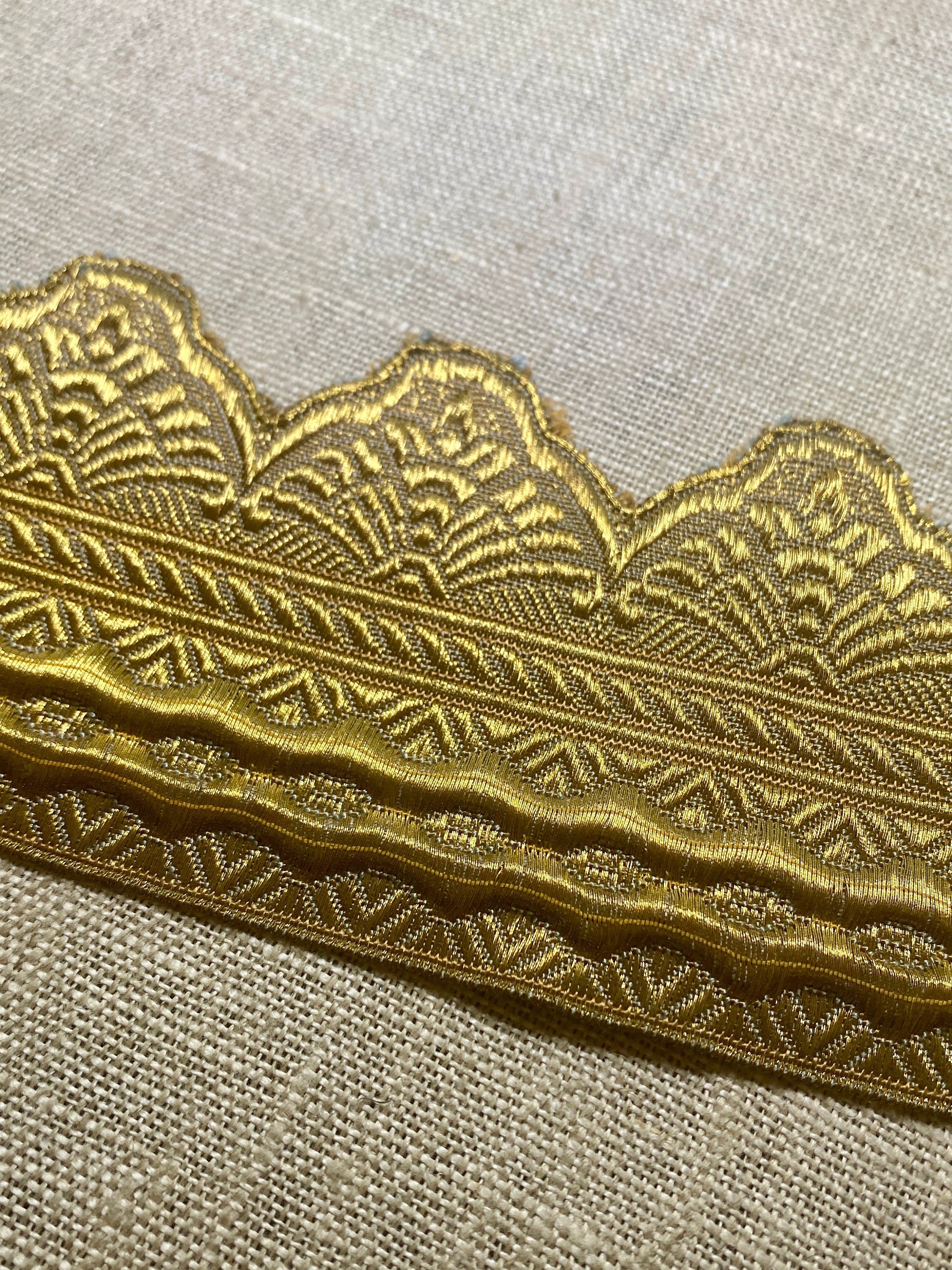 Antique Crown Pattern Gold Metal Trim - Etsy