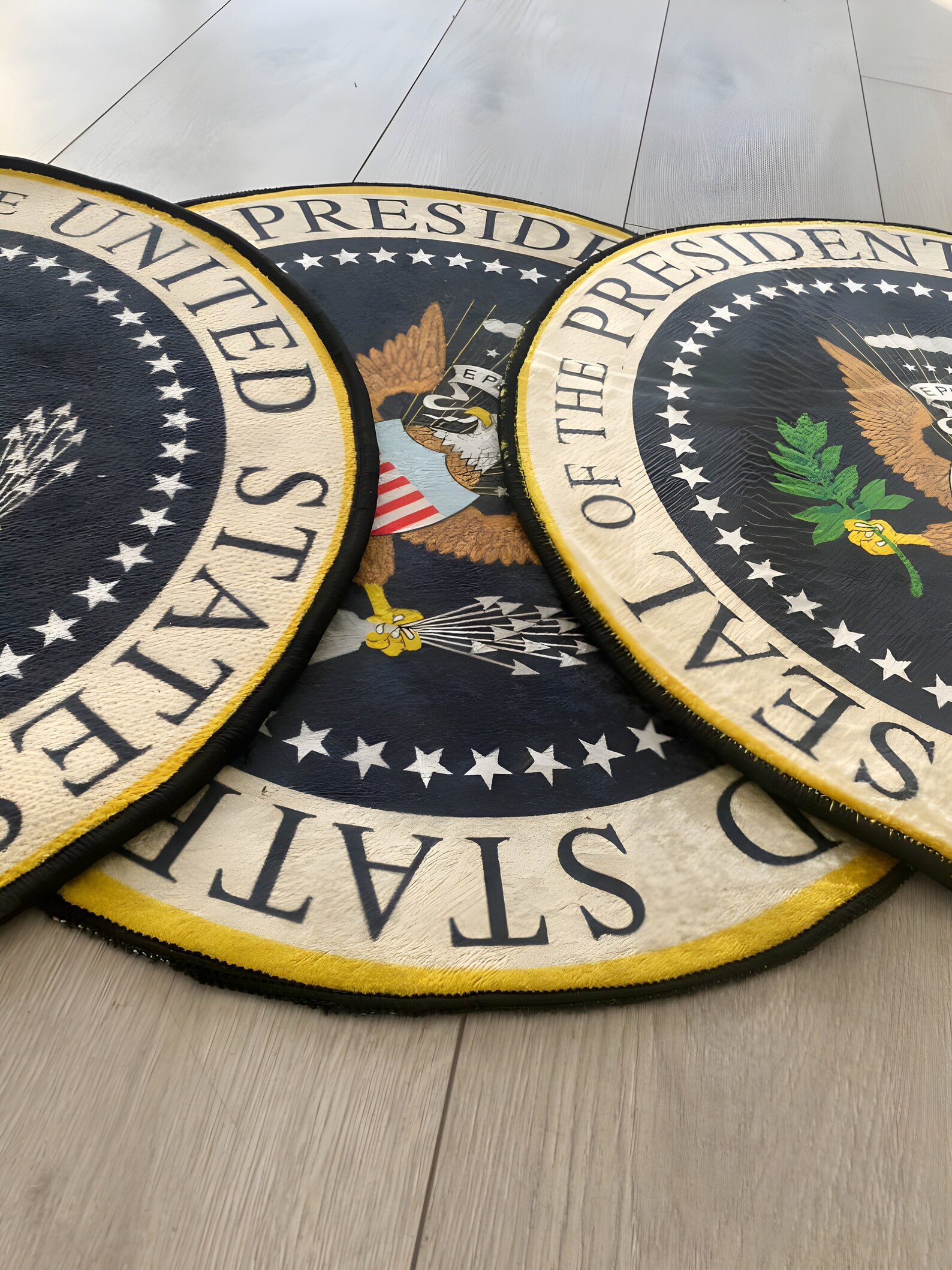 Design Pattern Rug / Modern Rug / Minimalist Rug / Black and White Rug ...