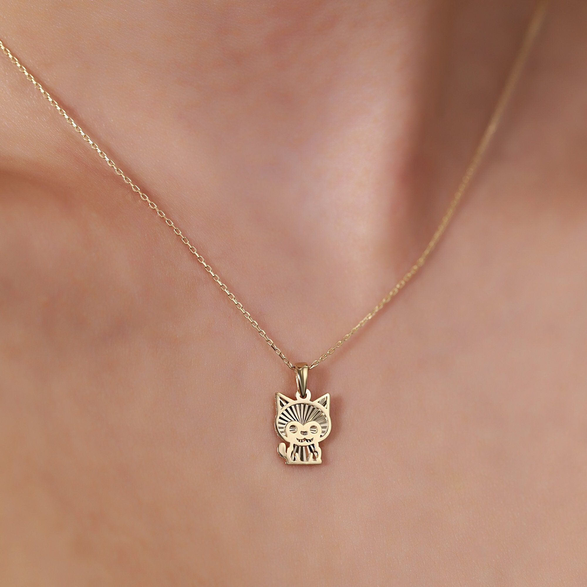 14K Gold Cat Necklace | Elegant Kitty Charm for Cat Lovers - Etsy