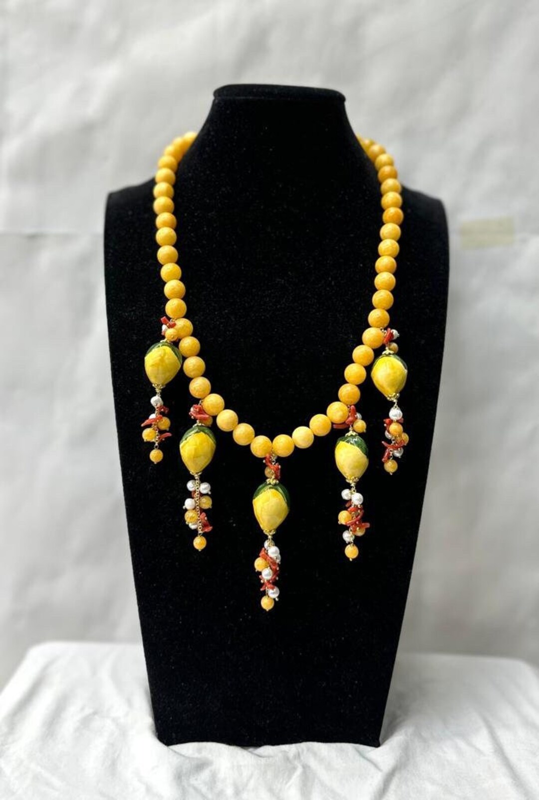 Yellow Jade Necklace: Elegant Lemon-shaped Pendant, Unique Jewel for ...