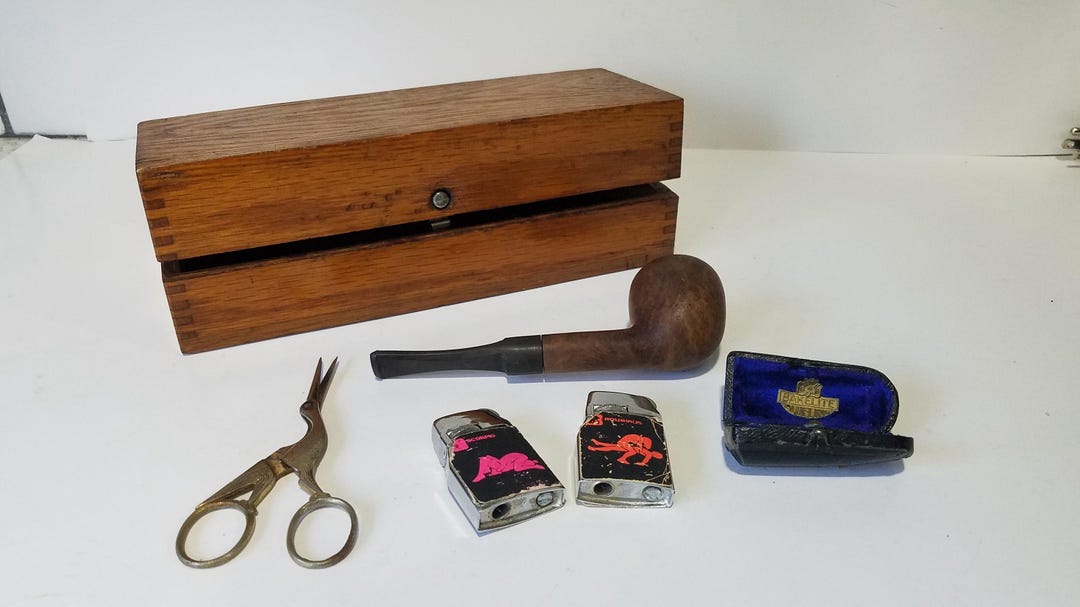 Unique Vintage Gifts / Groomsmen / Pipe / Lighter / Horoscope / Stork ...