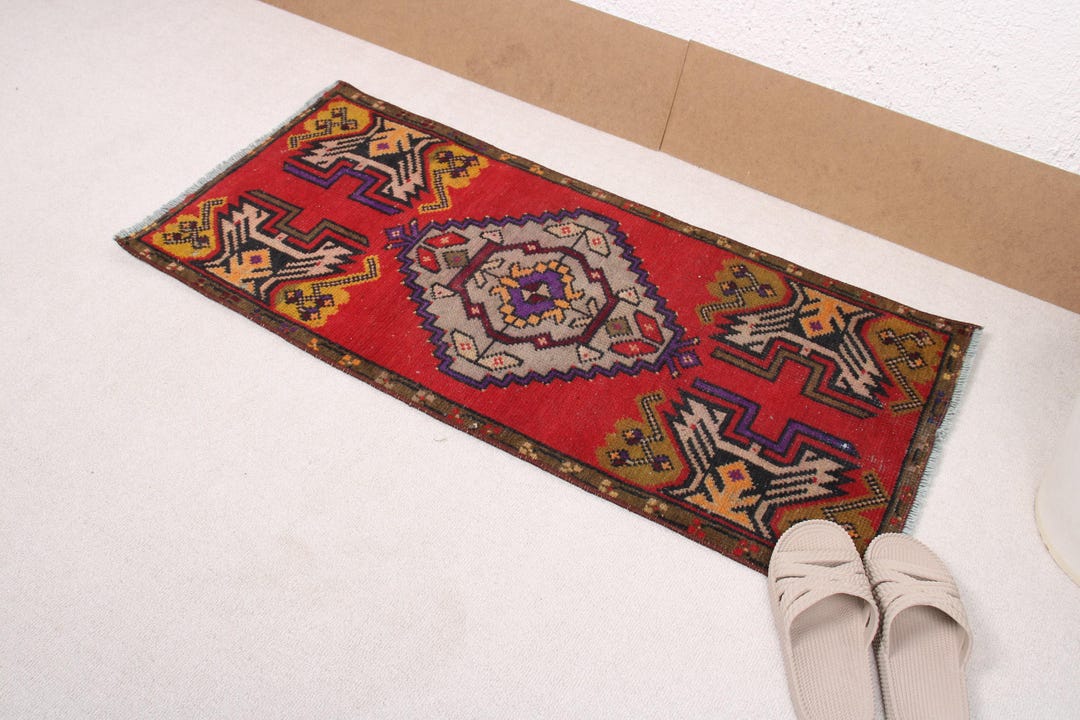 Turkish Vintage Rug 1.6x3.4 Ft (50x104 Cm), Red Wool Rug - Etsy